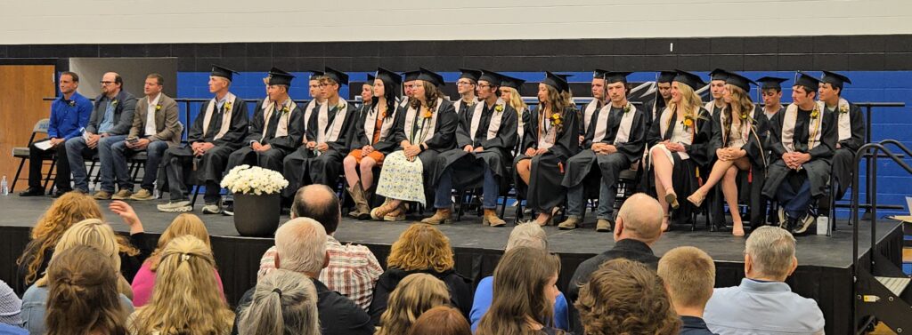 Florence holds commencement | Watertown Current