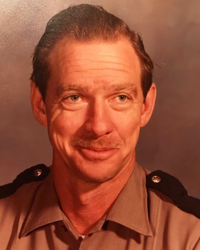 Laverne Richard "Dick" Davis | Watertown Current