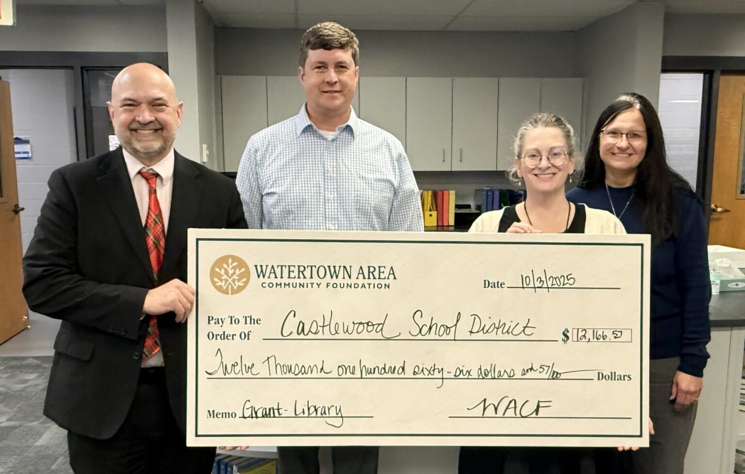 WACF grant helps bring Castlewood school library back to life ...