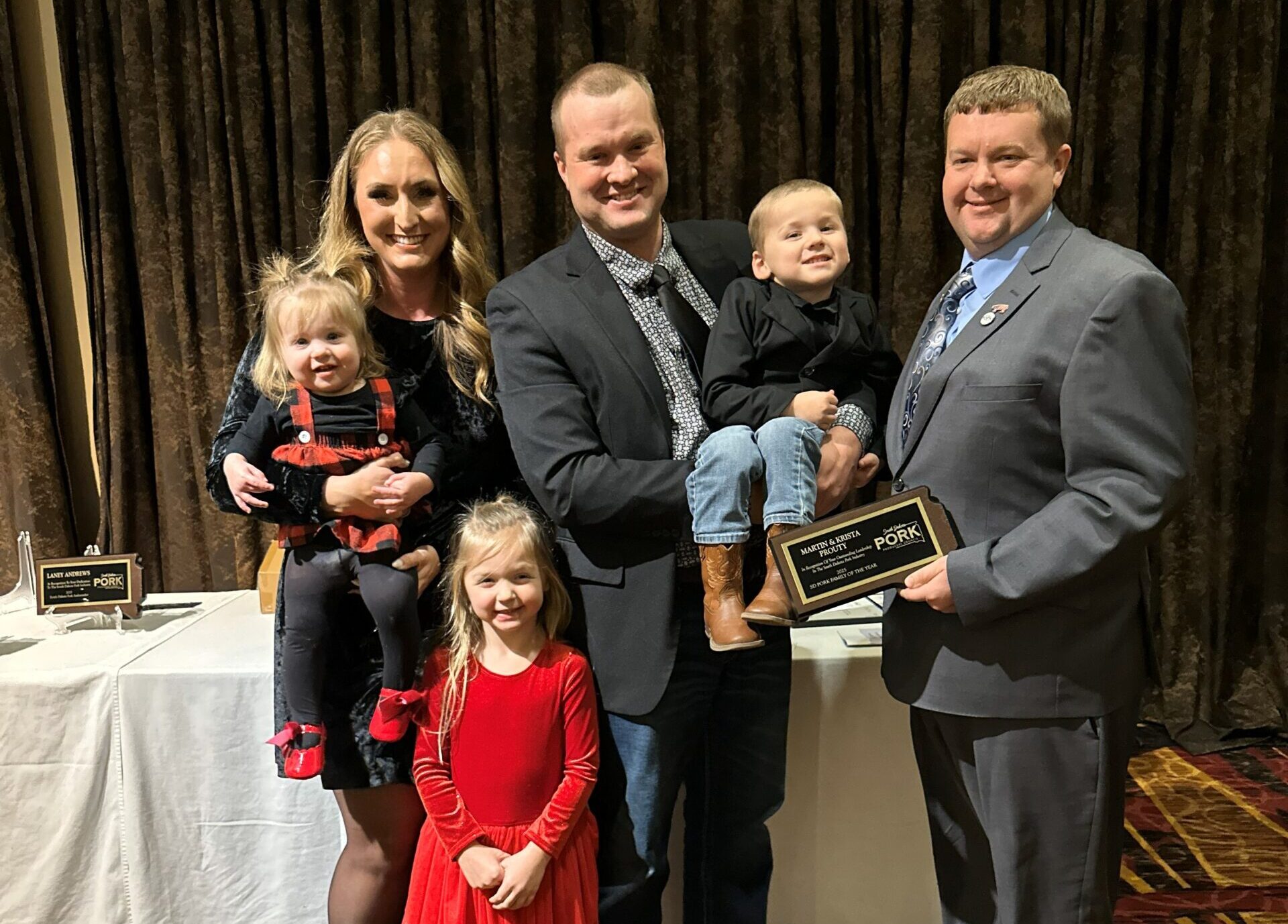Prouty family earns 2025 Family of the Year award from the S.D. Pork ...